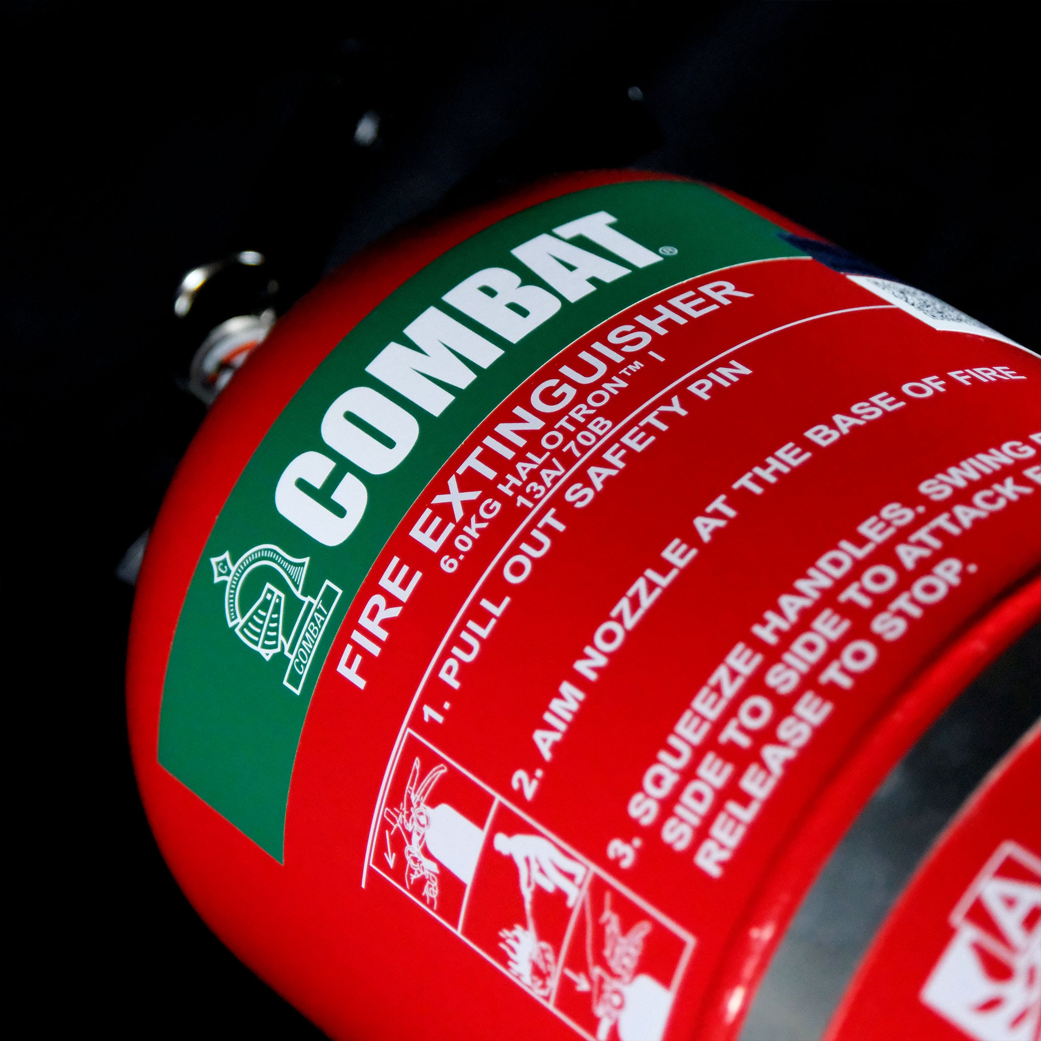 Halotron I Stored Pressure Fire Extinguisher (6kg) – COMBAT Brand Fire ...